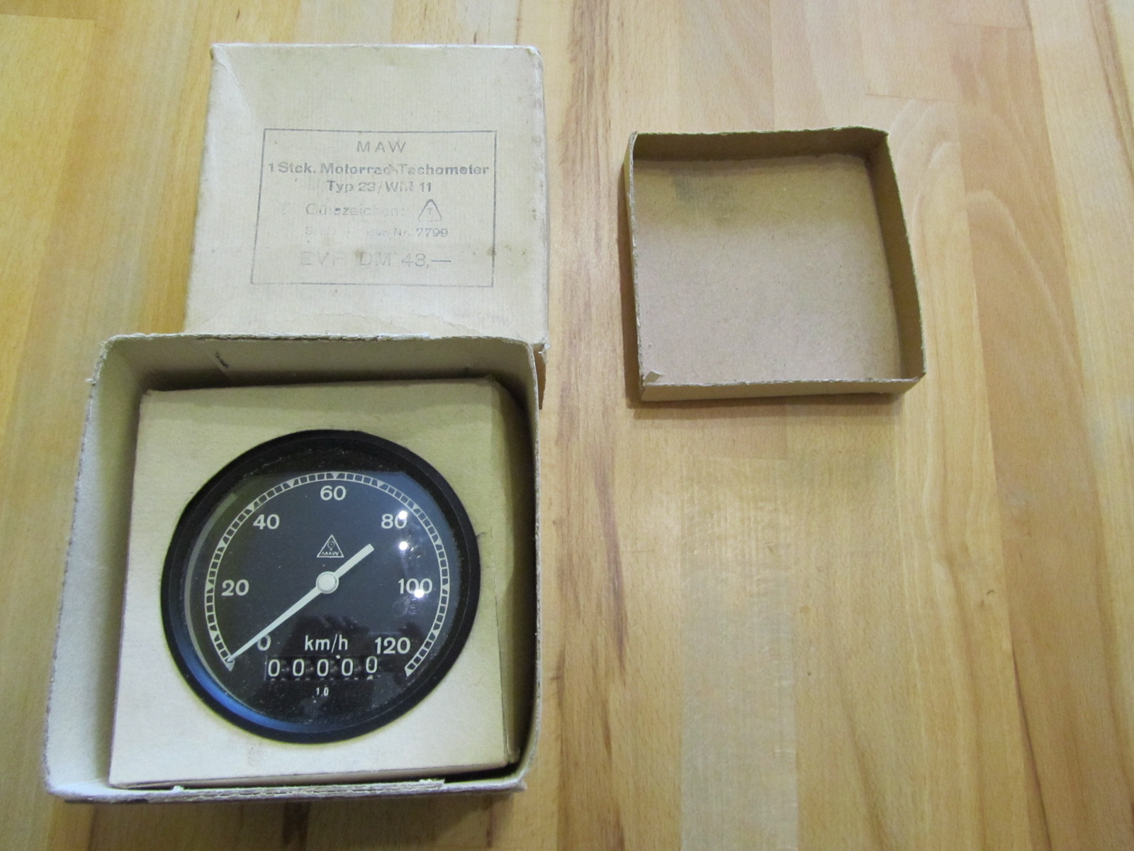 Neuer Original Verpackter MAW Tacho - R35 - Das Forum